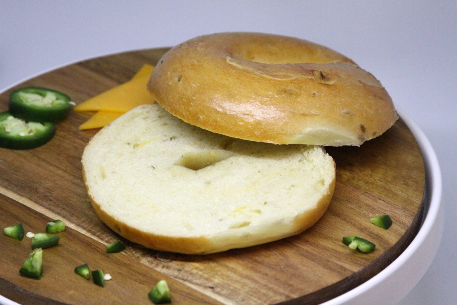 Jalapeno Cheddar Bagel (4 Pack) – Seattles Favorite